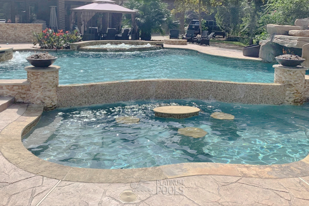 The Glasscock Family Oasis -$200,000+ - Pool - by Platinum Pools | Houzz