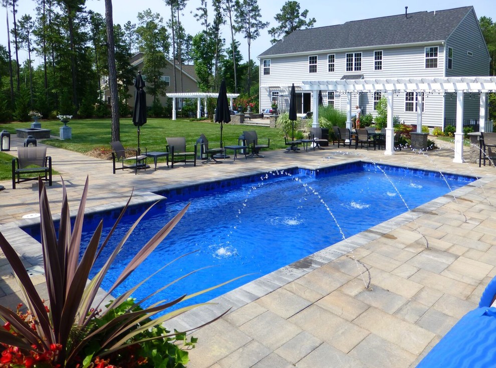 The Highlands Pool and Pergola Paradise Chesterfield - Traditional ...