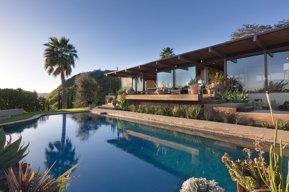The Wong House. Architects Buff and Hensman. 1969 - Midcentury - Pool ...