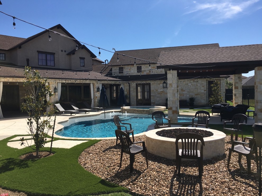 Towne Lake Freeform with Rain Curtain - Pool - Houston - by Great ...