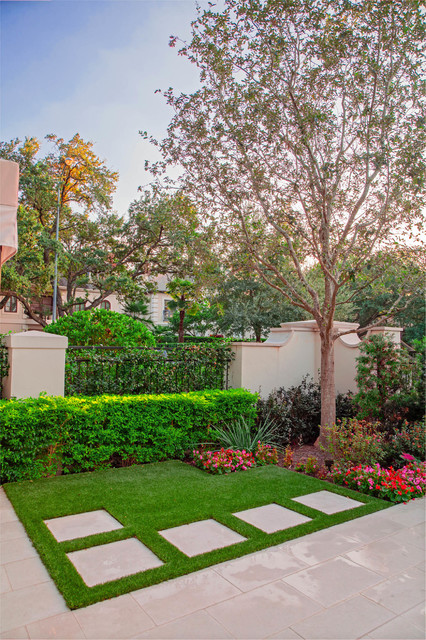 Veranda by the Fountains - Klassisch - Pools - Houston - von Water's ...