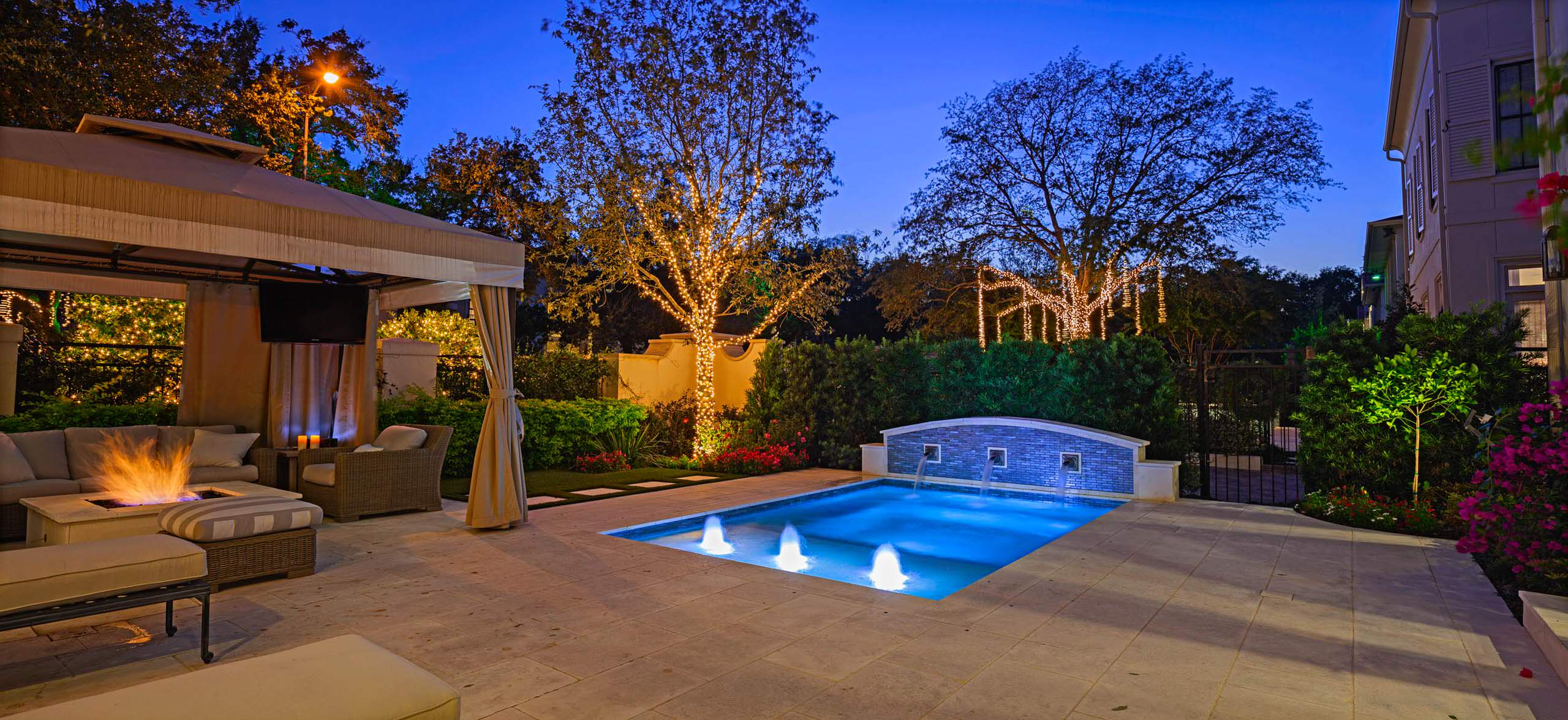 Backyard With Pool High Resolution