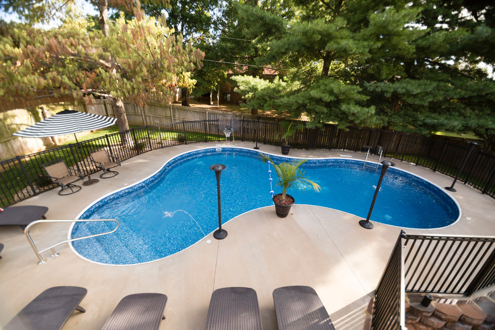 Vinyl Liner Installation - Modern - Pool - Other - by Fishel Pools | Houzz