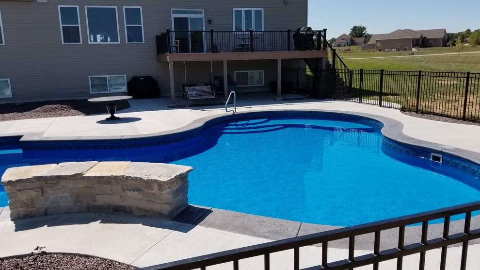 Vinyl Liner Lagoon Wentzville, MO - Traditional - Pool - St Louis - by ...