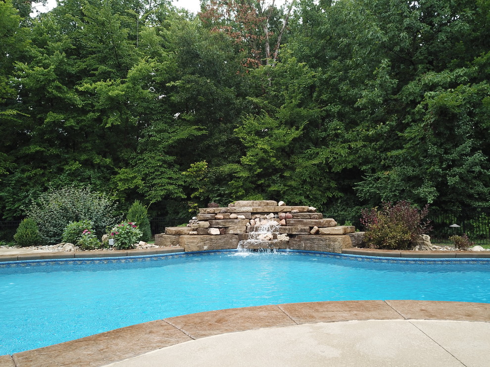 Vinyl Liner Mountain Lake St. Charles, MO - Traditional - Pool - St ...