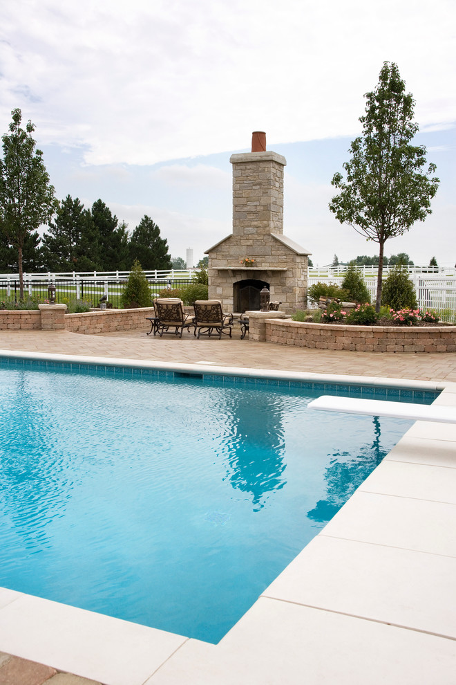 Wadsworth, IL Swimming Pool and Hot Tub - Traditional - Pool - Chicago ...