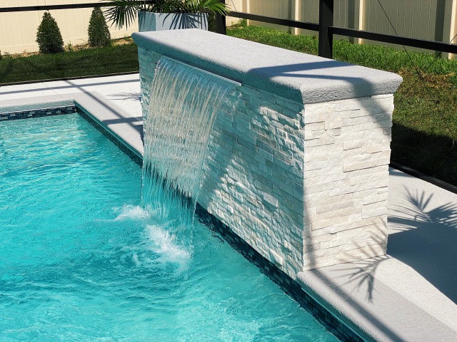 Water Features - Modern - Pool - Orlando - by Kura Design Pools | Houzz AU