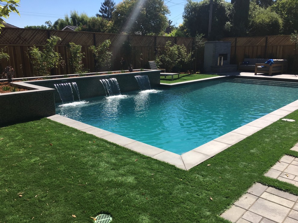 Water Features - Pool - San Francisco - by Solid Rock Landscape | Houzz