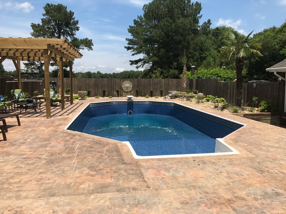 Webb Pool Makeover - Pool - Raleigh - by HMH Interiors | Houzz