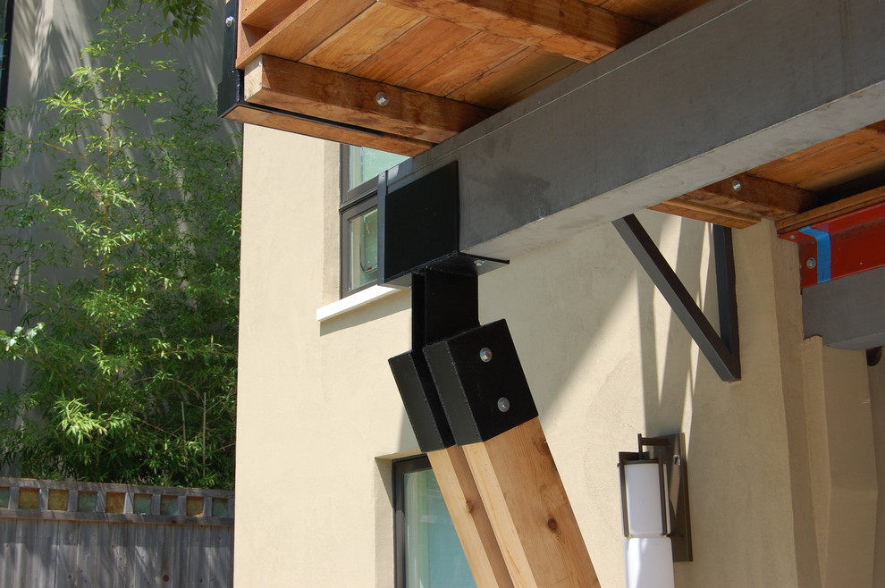 Balcony Supports - Contemporary - Porch - Dallas - by Metal Expressions ...