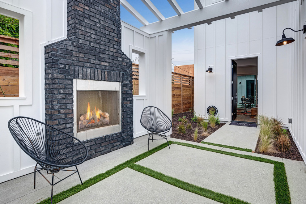 Classic Venice Farmhouse - Country - Veranda - Los Angeles - by Thomas ...