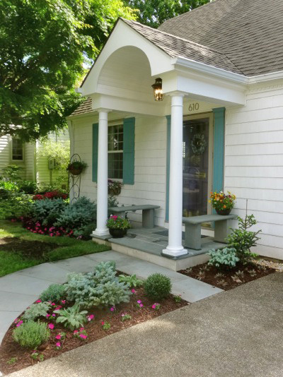 Colonial Style Front Portico with Columns and Blue Stone Sidewalk ...