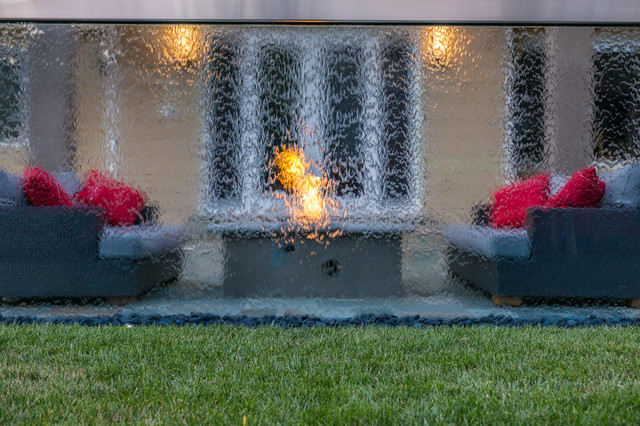 Custom Outdoor Single Panel Water Feature - Palo Alto, CA ...
