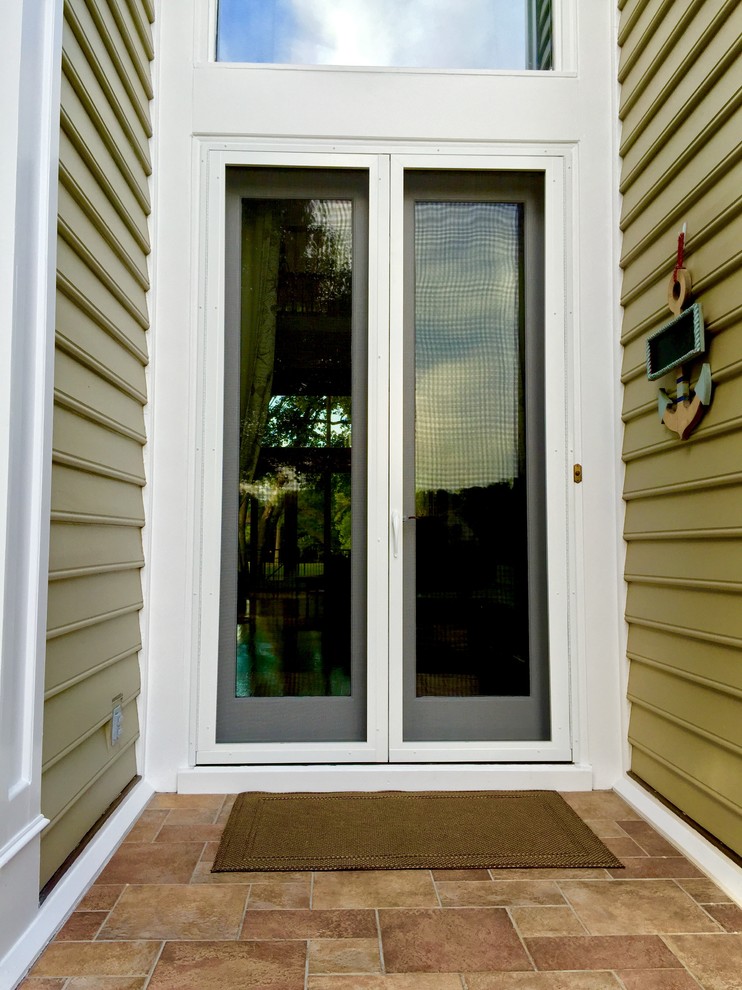 Custom Sliding Doors & PCA Doors - Klassisch - Veranda - Wilmington ...