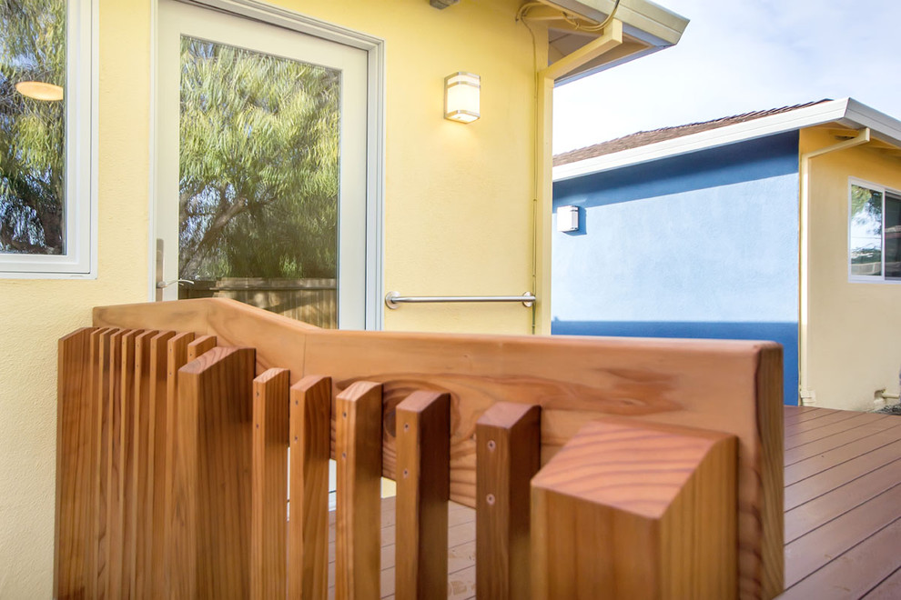 Deck with wheelchair ramp and grab bar - Traditional - Porch - San ...