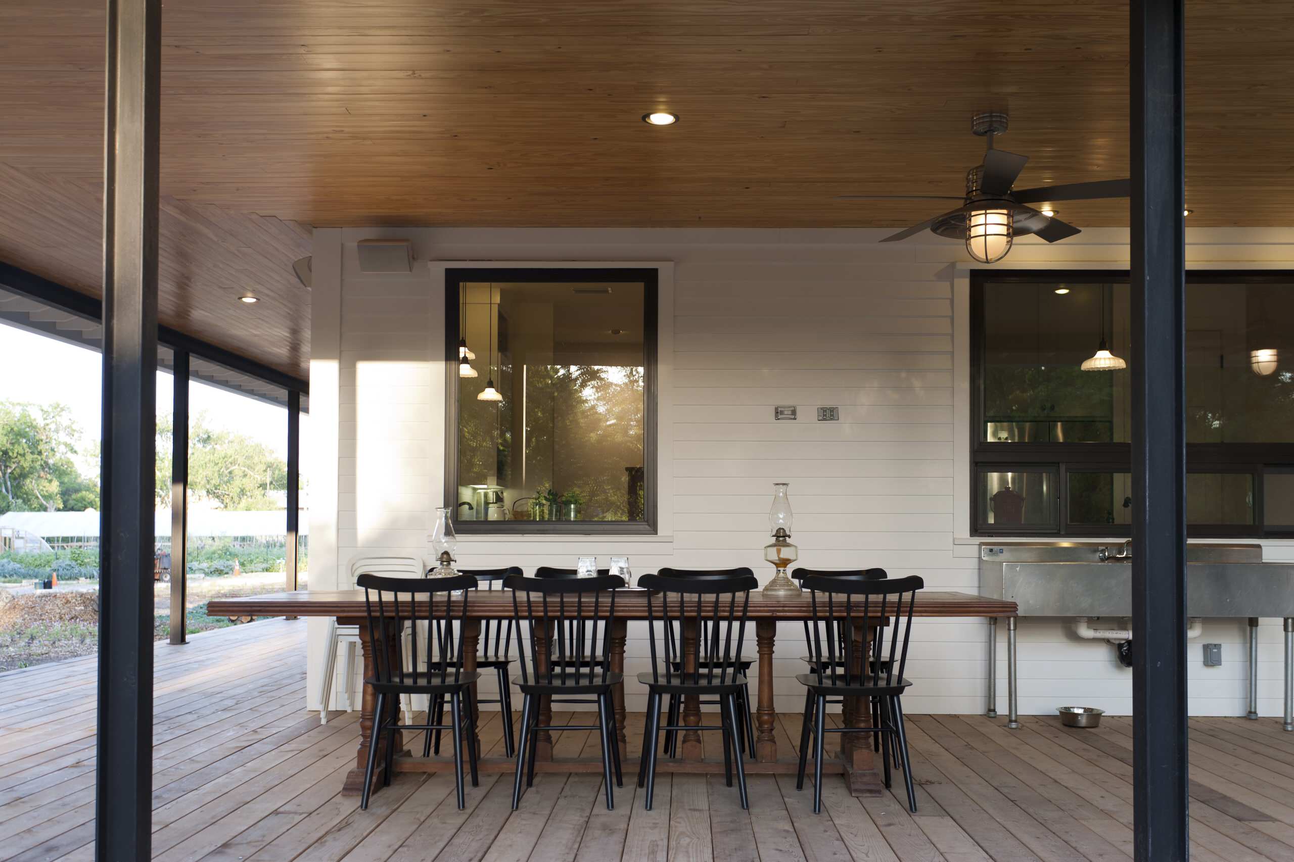 Houzz Tour: A New Texas Farmhouse with a Nod to the Past | Houzz IE