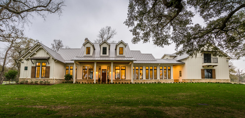Farmhouse - Farmhouse - Porch - Houston - by William David Homes | Houzz