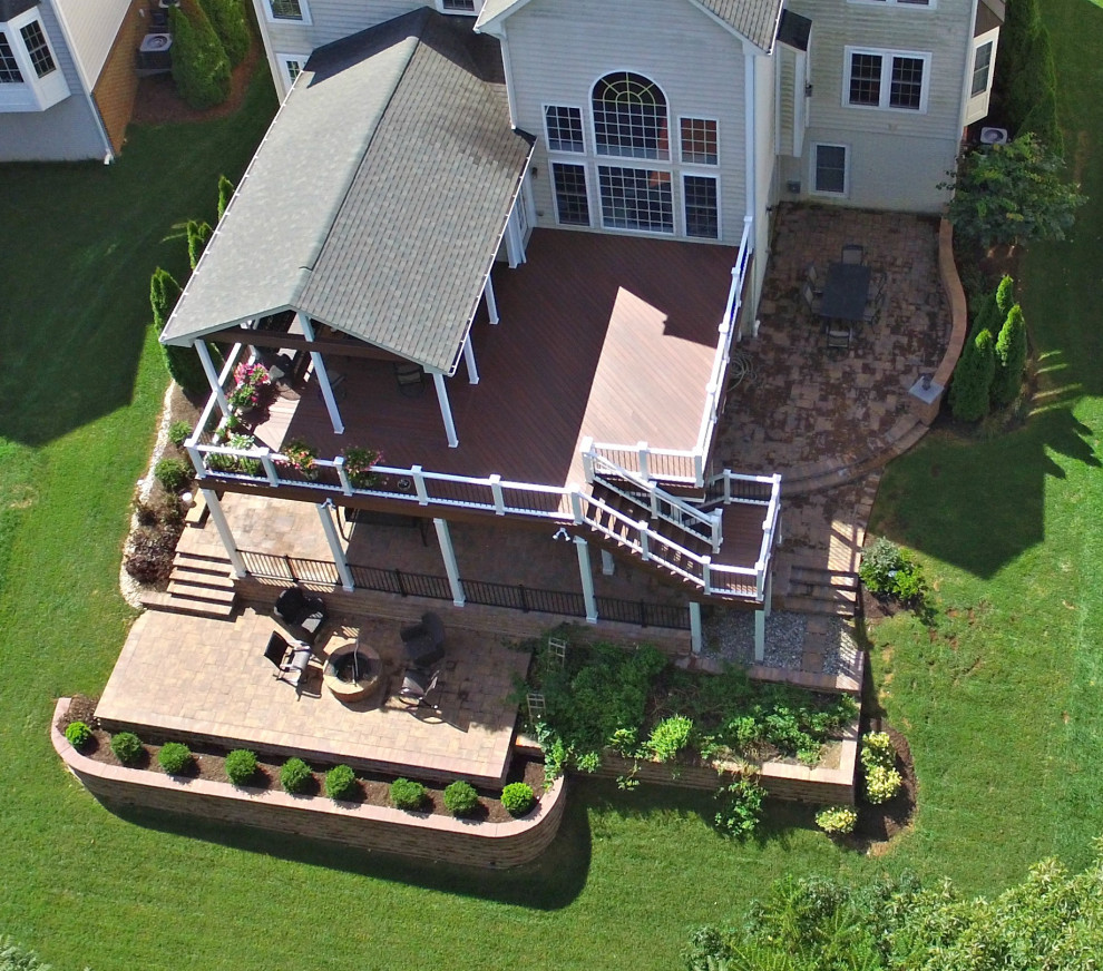 Fiberon Horizon Rosewood Covered Porch and Deck - Verandah - DC Metro ...