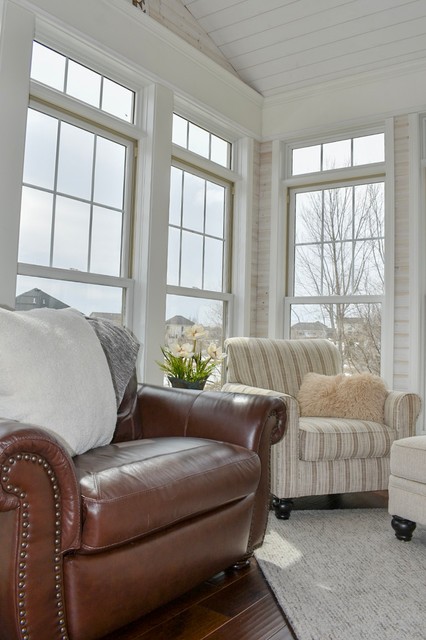 Four Season Porch Addition and Dual Decks - Romántico - Porche ...