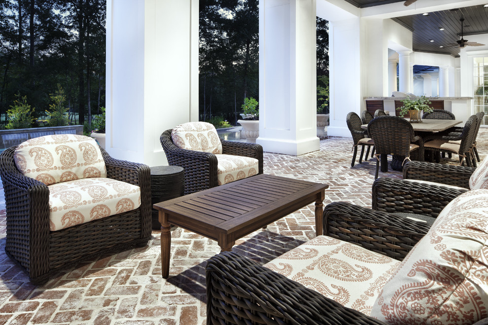 JAUREGUI Architecture - Mediterranean - Porch - Austin - by JAUREGUI ...