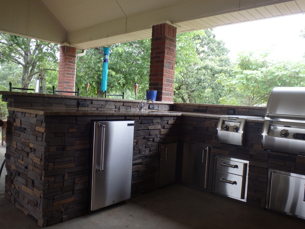 Big Ridge Outdoor Kitchens