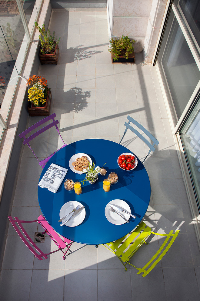 modern apartment design in kfar-saba, israel - Modern - Porch - Other ...