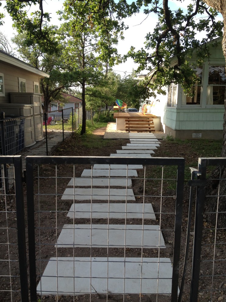 New York Avenue Porch - Modern - Veranda - Austin - by Moontower | Houzz UK