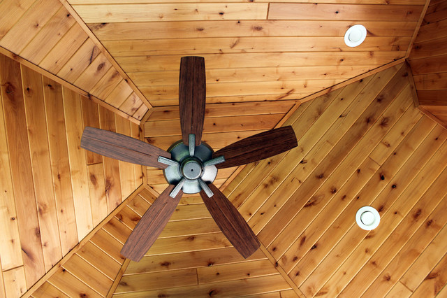 Octagonal Screen Porch - Clásico - Porche - Otras zonas - de Degnan ...
