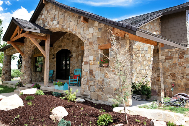 Our NEW Merrillstone Natural Thin Veneer Stone - Rústico - Porche ...