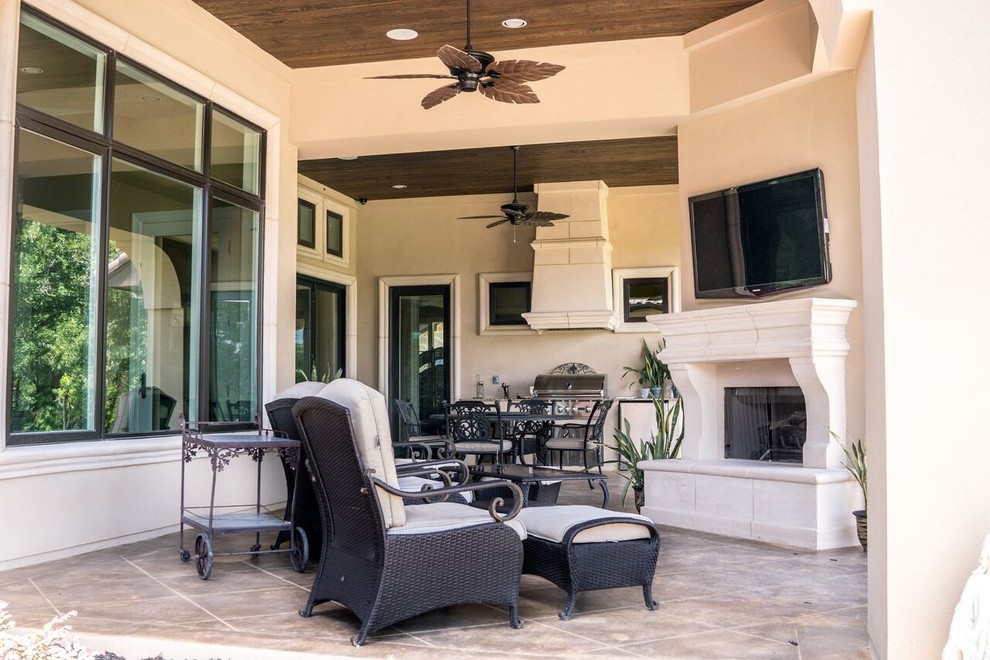 Outdoor Living Luxury - Traditional - Porch - Austin - by Goodner ...