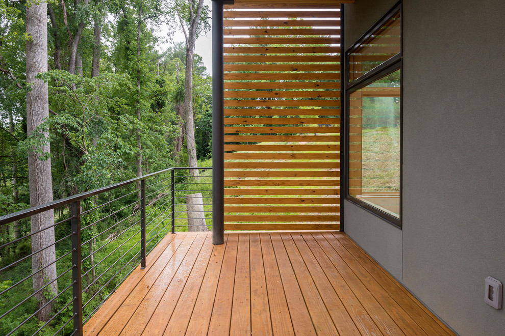 Privacy screen at living area porch - Moderno - Portico - Altro - di ...