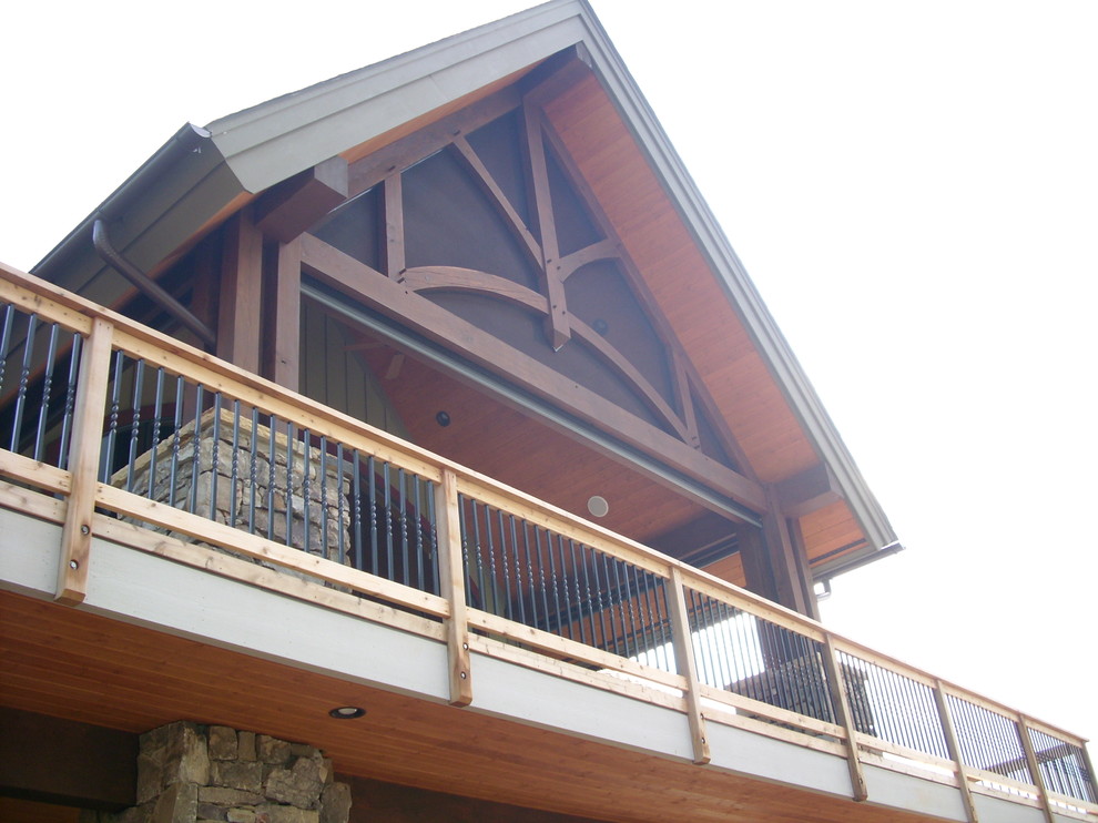 Retractable Motorized Screens at Lake House with folding wall ...