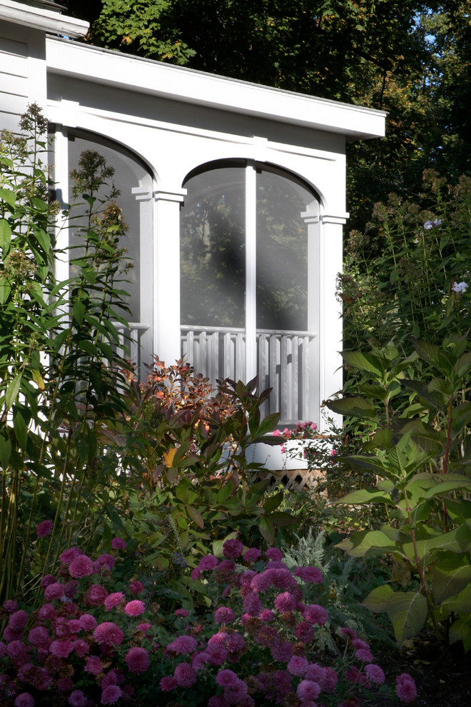 The Fitch Tavern - Farmhouse - Porch - Boston - by Latady Design | Houzz