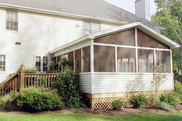 Three season room, screened porch - Klassisch - Veranda - Boston - von ...