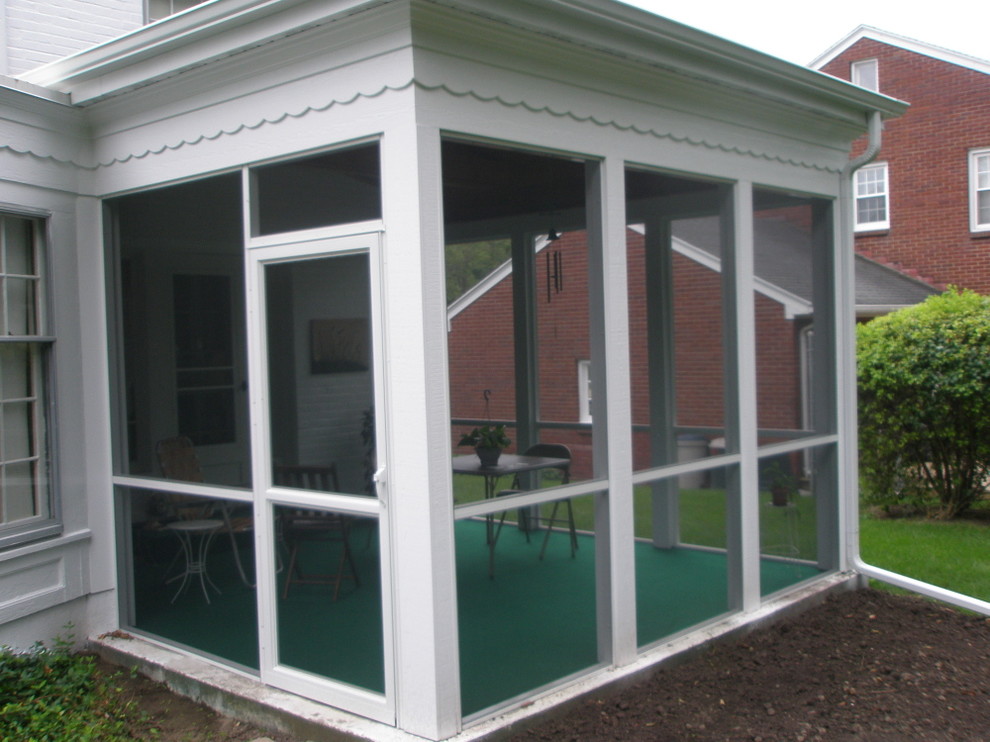 Three seasons porch - Traditional - Porch - Grand Rapids - by PHB ...
