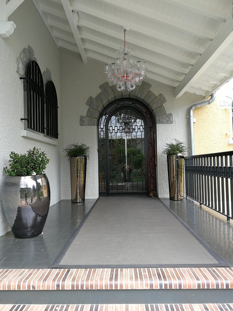 un perron transformé - Contemporary - Porch - Other - by AMBIANCE DECO ...