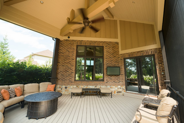 Westfield, IN Porch Addition with Retractable Screens - Moderne ...