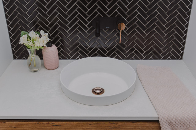 Black Venette - Contemporain - Toilettes - Hobart - par Kitchen Centre ...