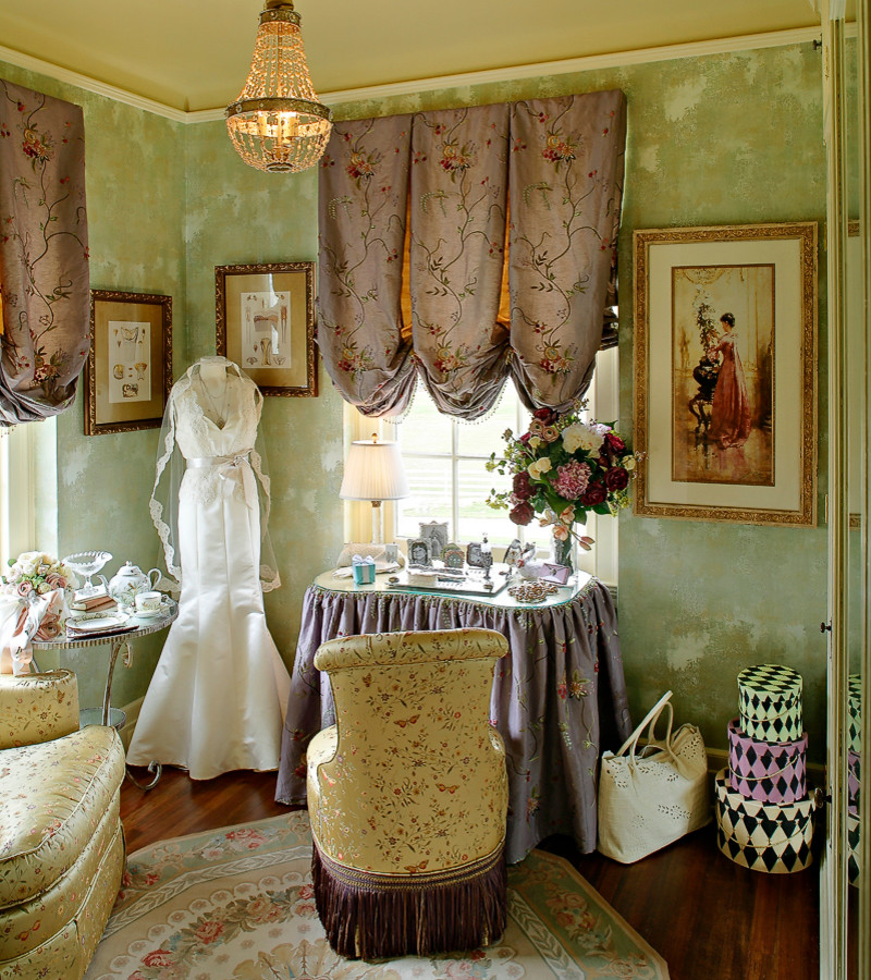Ladies dressing room - Traditional - Powder Room - New York - by ...