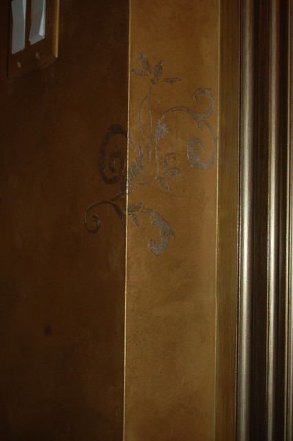 Metallic Gold Plaster Troweled Walls, Gilded Ceiling, Metallic Glazed ...