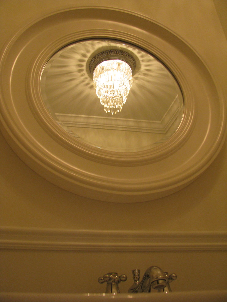 Traditional Powder Room - Traditional - Powder Room - Toronto | Houzz