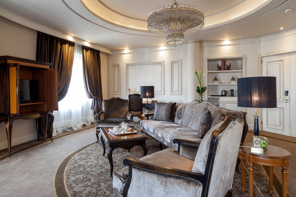 Suites Hotel Wellington - Traditional - Family Room - Barcelona - by ...
