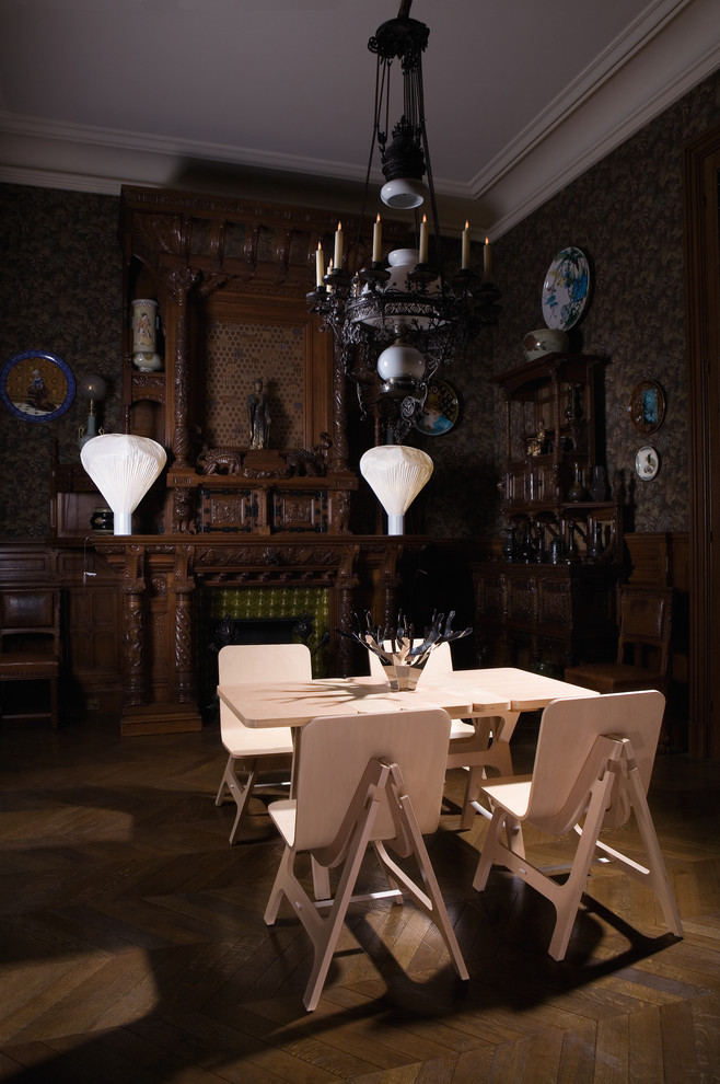 Moustache au Musée des Arts Décoratifs de Paris - Contemporary - Dining ...