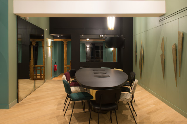 Réalisation d'un Espace VIP Cosy dans le Musée du Parfum - Rétro ...