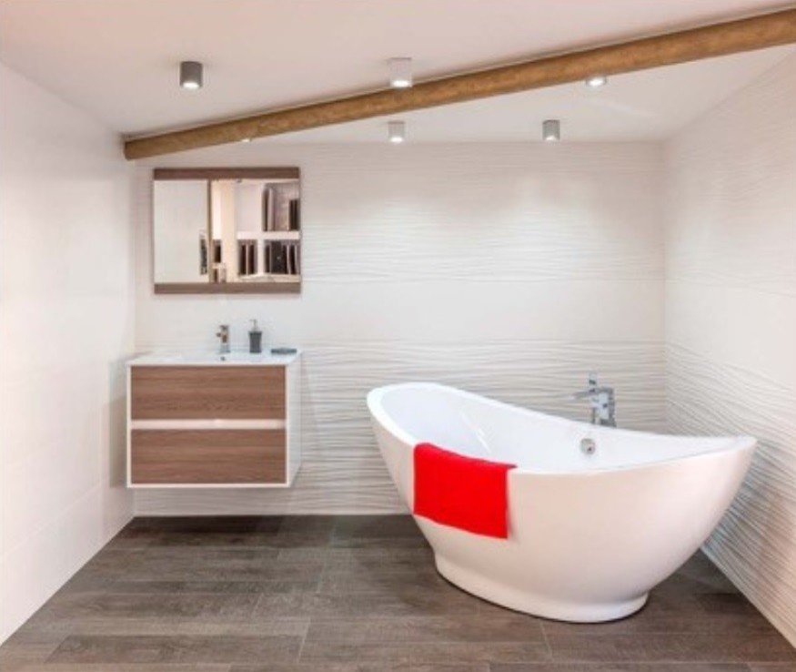 Réalisation du Showroom "Espace salle de bain" - Contemporary ...