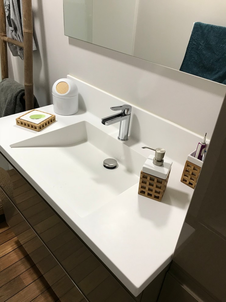 Salle de bains - Douche en SOLID SURFACE - Bathroom - Other - by User ...