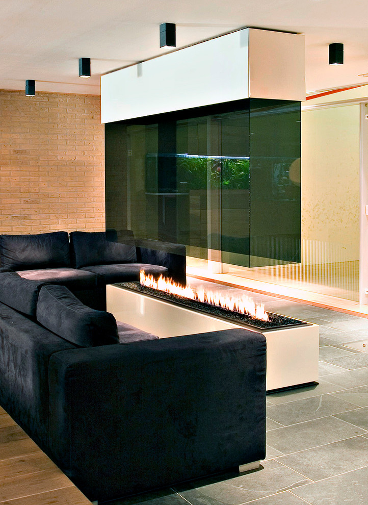 Country club fireplace - Modern - Living Room - Grenoble - by BLOCH ...
