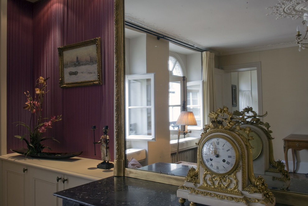 Pied-à-terre Paris 7e - Traditional - Living Room - Paris - by Anne ...