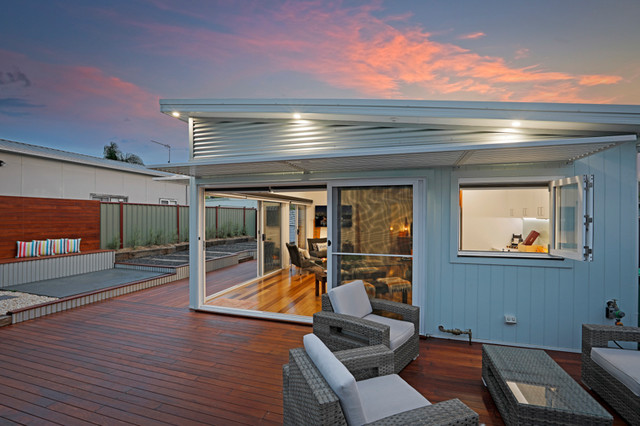 Blackwall Granny Flat - Contemporary - Granny Flat or Shed - Central ...