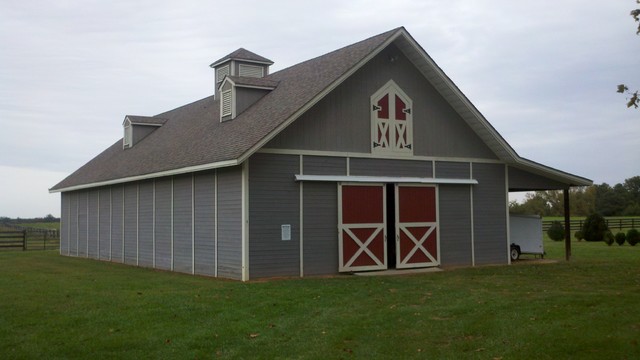 Barn (horse stable) - Casa de campo - Casetas - Richmond - de RDW Home ...